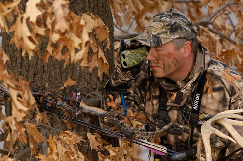 Bowhunting Whitetails from a Ground Blind – The Basics