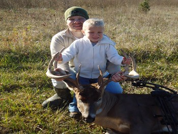 USarmyMP Harvests Giant Ohio Buck With NAP Bloodrunner