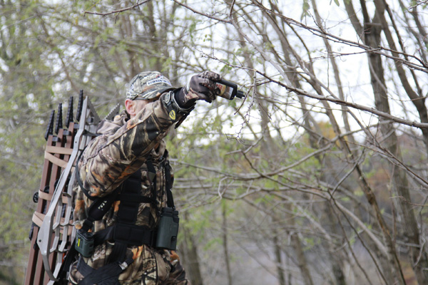 A Guide To Using Deer Lures