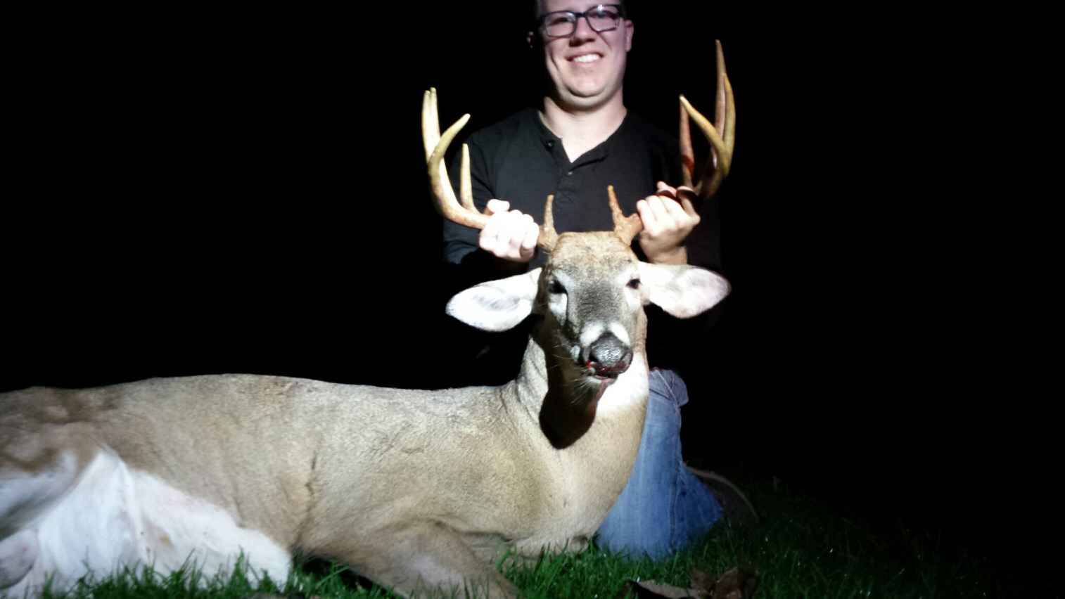 130 - 10 point buck in Illinois by Joey bourgeoid | Bowhunting.com