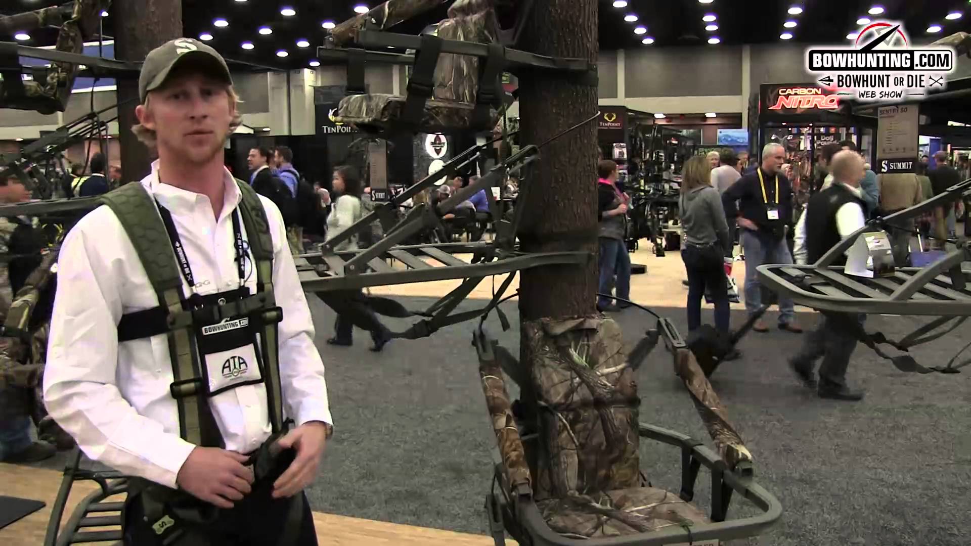 Summit Treestand Explorer SD Fold Flat Climbing Stand 2016 ATA Show