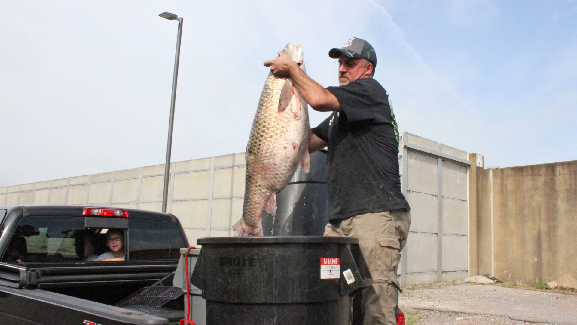 Bowfishing Tournament Record Shattered | Bowhunting.com