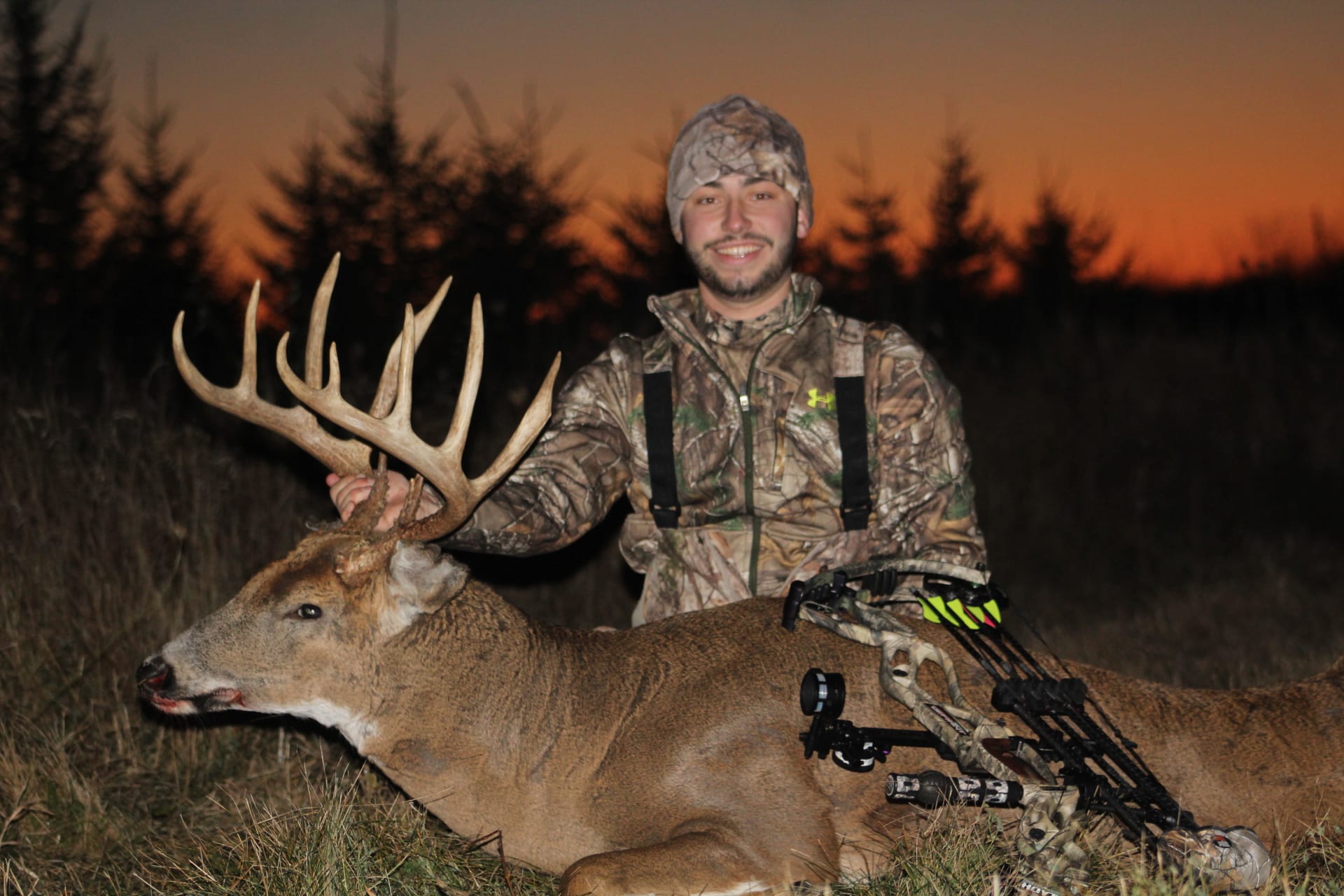 157 - Whitetail in Wisconsin by Mitchell schmit | Bowhunting.com