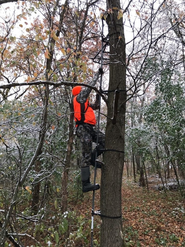 Late Season Bowhunting Precautions | Bowhunting.com