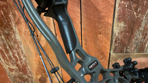 2020 Hoyt Axius Bow Review