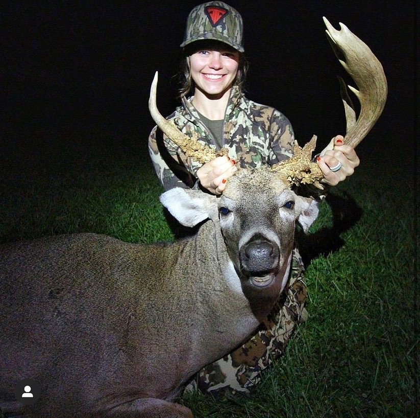15 point buck in Ohio by Hannah Strock | Bowhunting.com