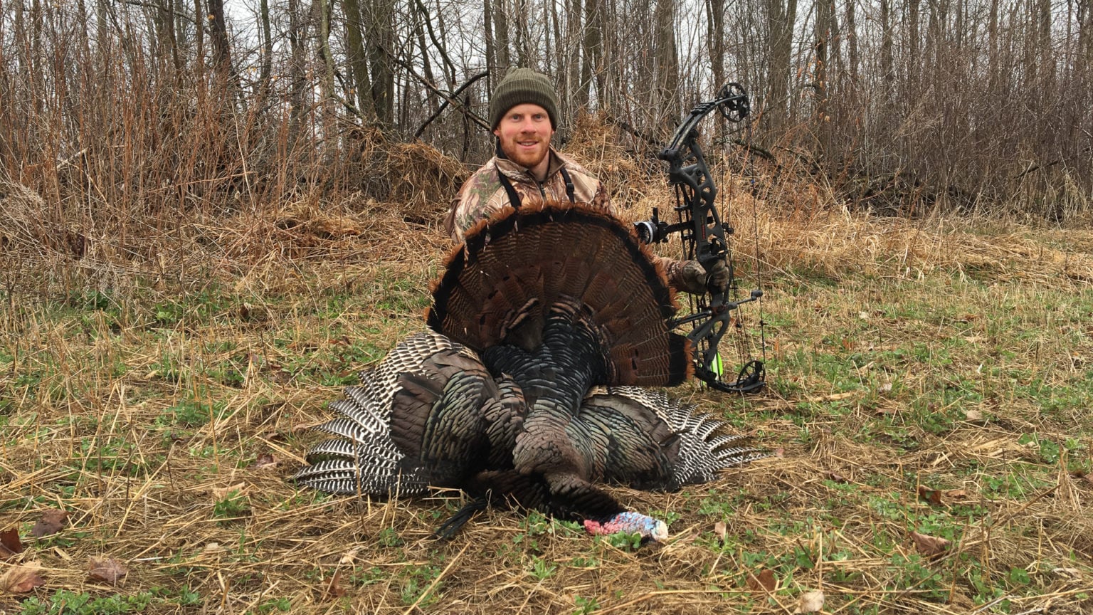 6 Reasons Bowhunting is Better Than Gun Hunting for Turkeys