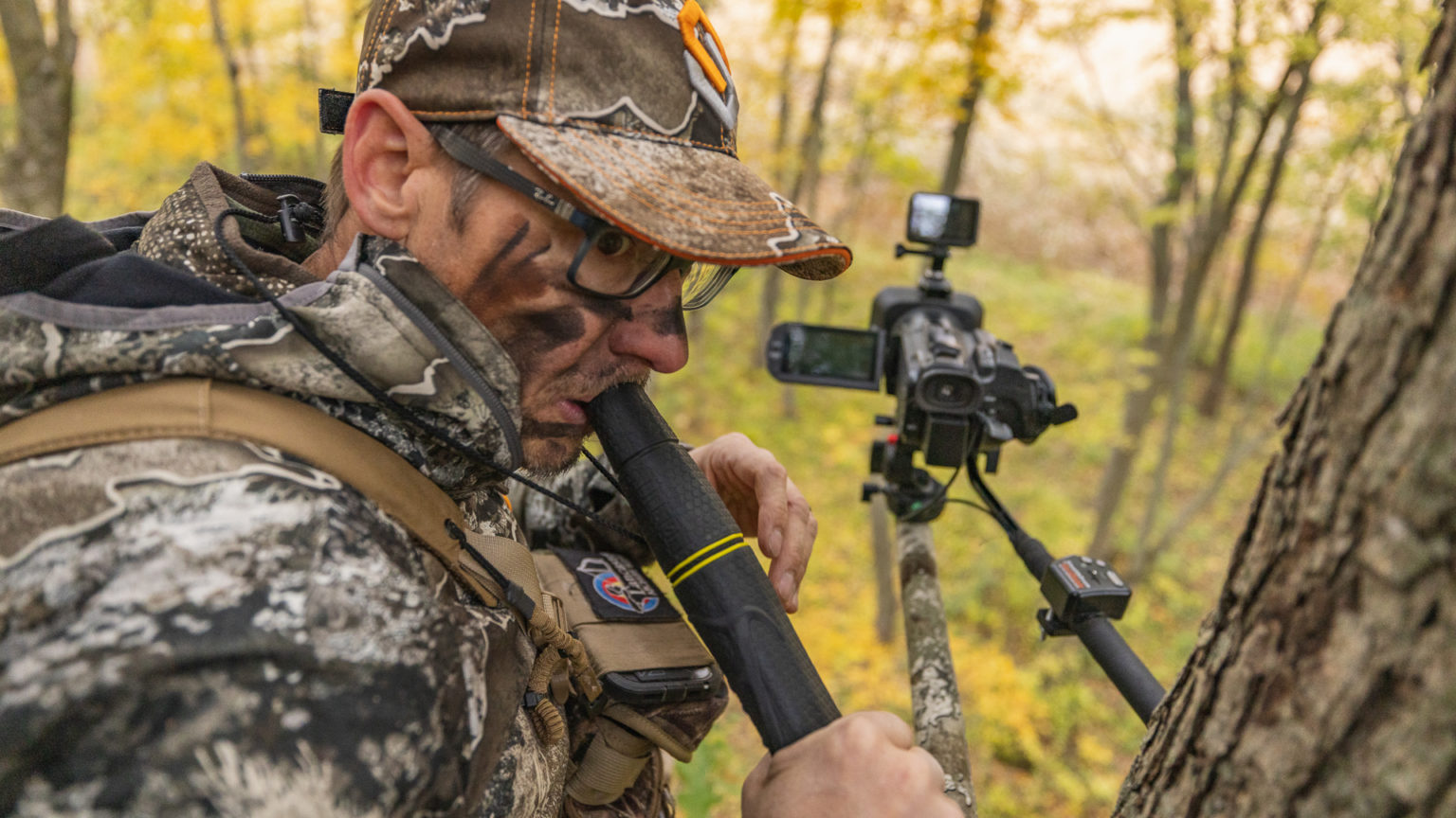 Early Season Deer Hunting Strategies for Bowhunters