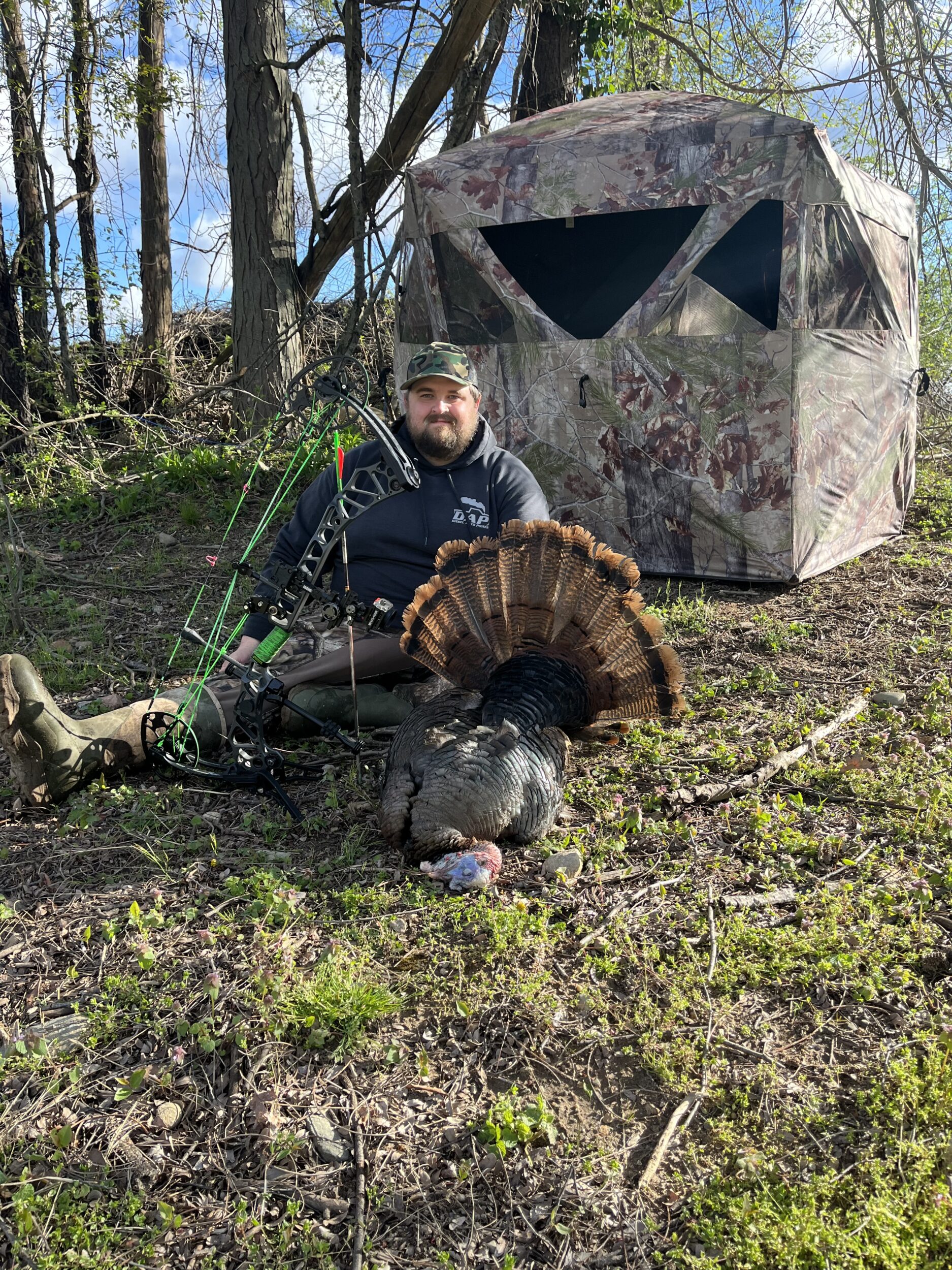 Fan Trophy Photos | Bowhunting.com