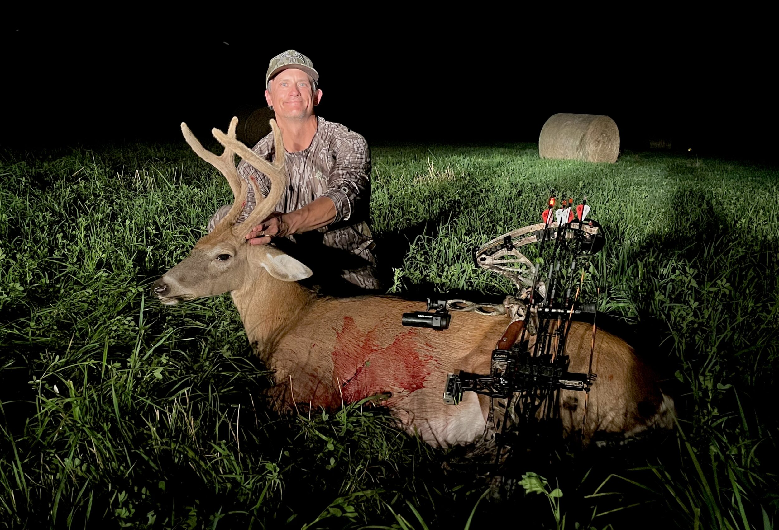 N/A - Whitetail in Minnesota by Mike Doyle | Bowhunting.com