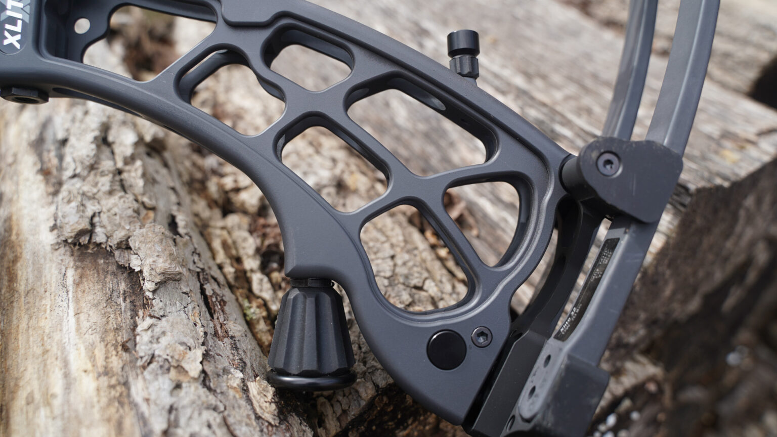 Xpedition XLite 32 Bow Review